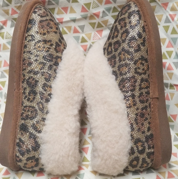 BearPaw | Shoes | Bearpaw Fur Lined Cheetah Slippers | Poshmark